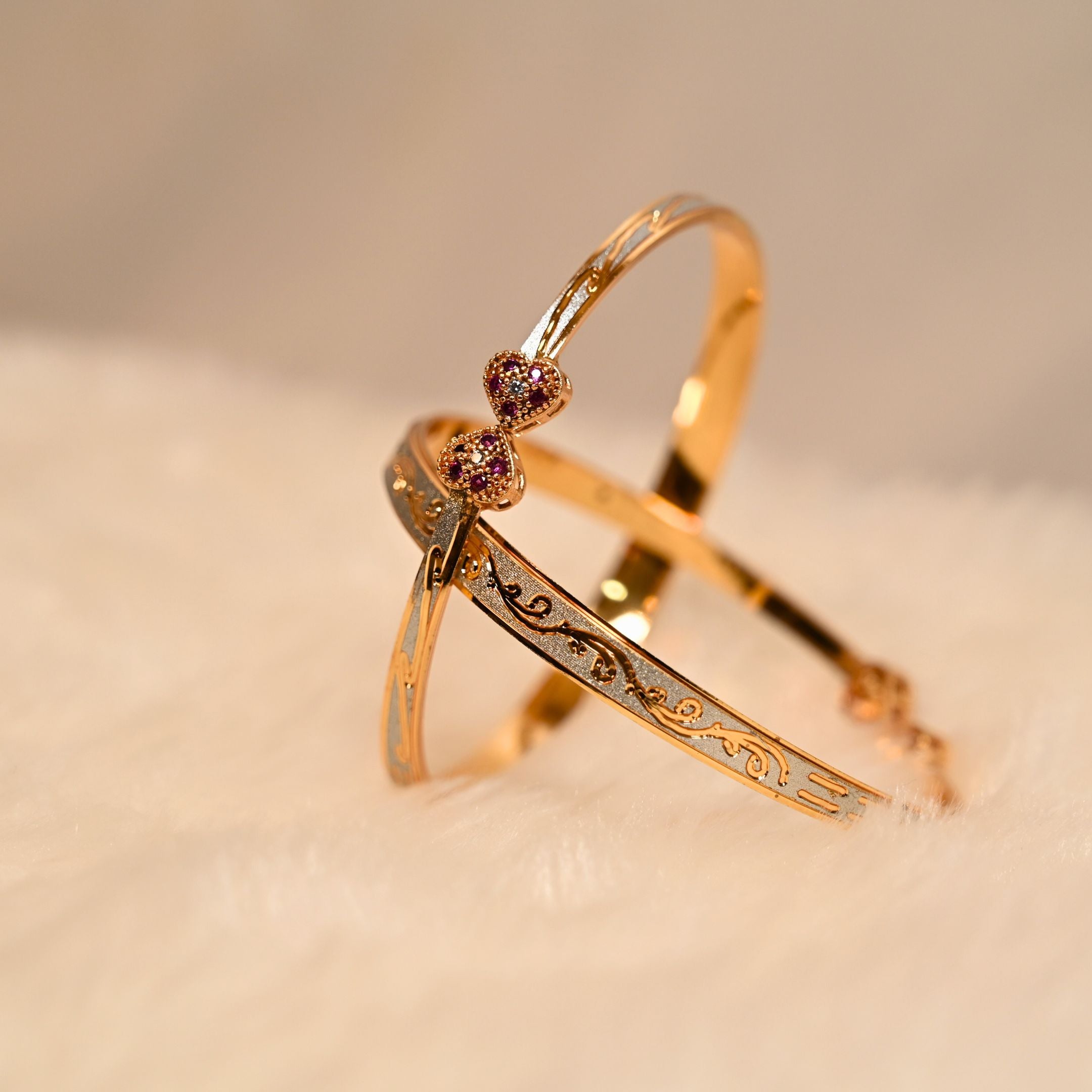 Kaakan Mangal – Dual-Tone Bow Motif Bangle – Shrisakhi.com